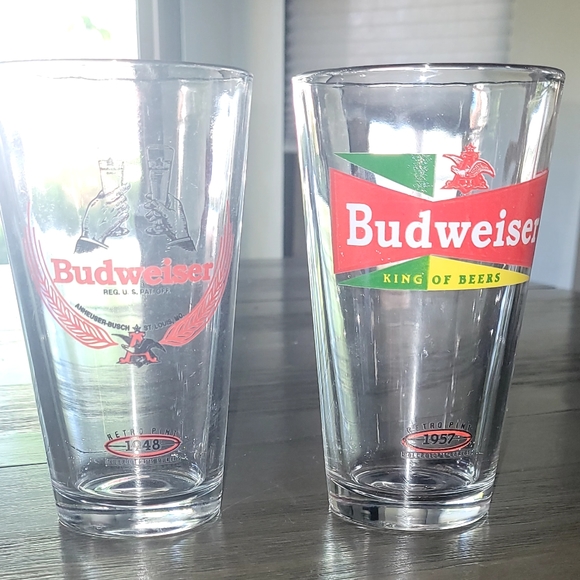 Budweiser | Dining | Budweiser Beer Glass Retro Vintage Look 94s 1950s ...